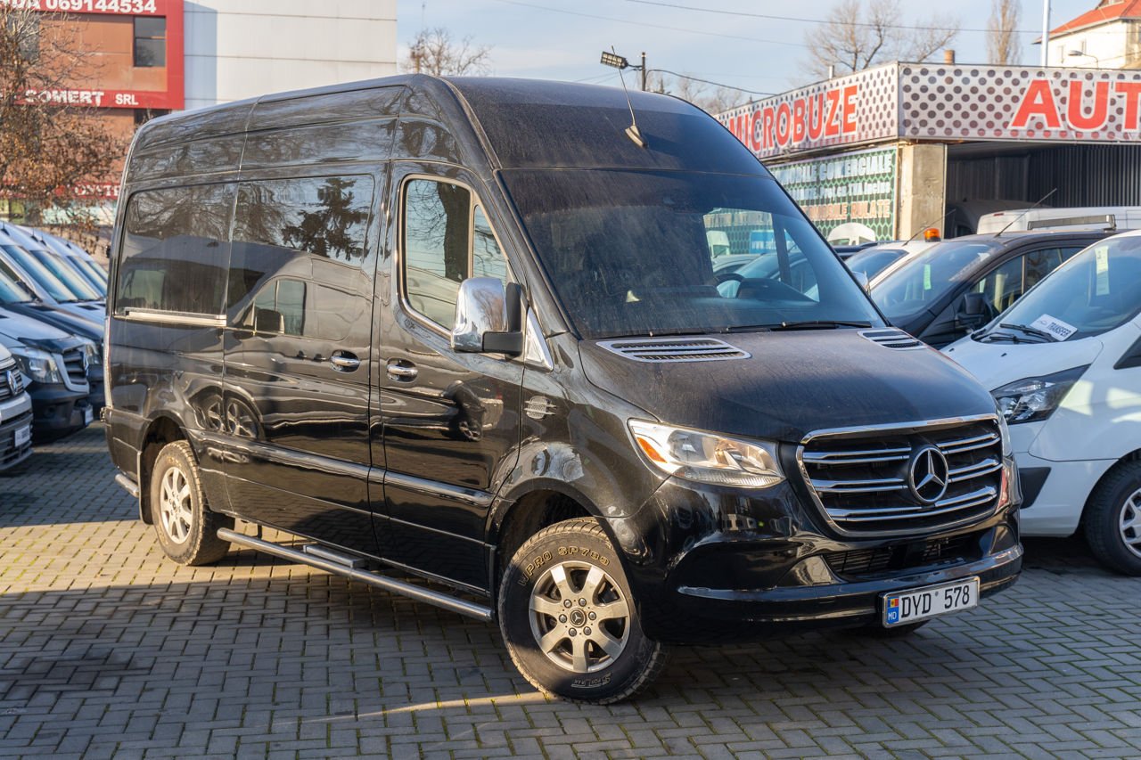 Mercedes 3D Automat 8 Locuri, 2019 an - Микроавтобусы Mercedes авто на ...